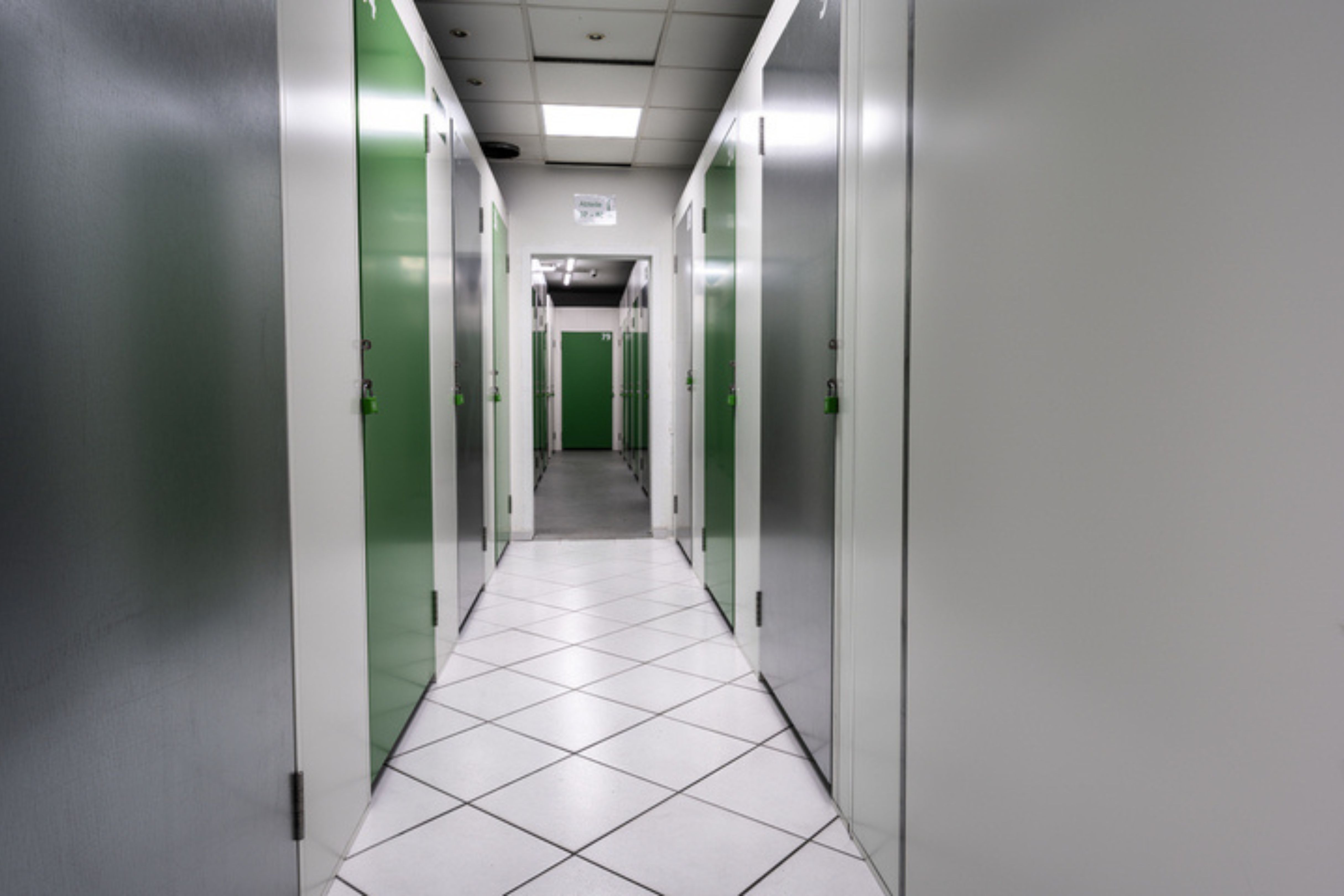 Storebox Schwerin Lübeckerstraße25 | StorageBook.de